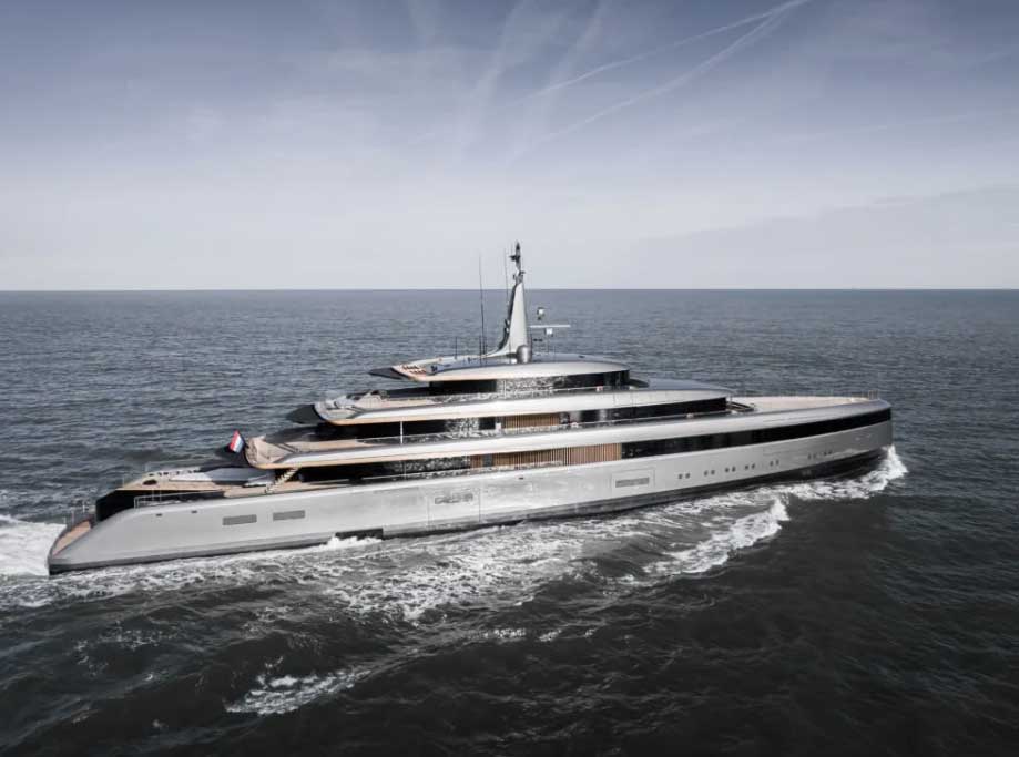 Feadship Sets Sail with the Obsidian | Festivals of Speed