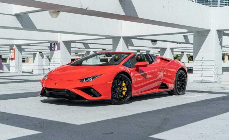 The High Stakes of Ferruccio Lamborghini and Enzo Ferrari | Festivals ...